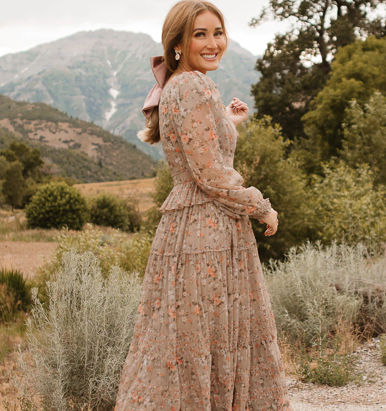 Modest Dresses | Traditional Catholic Femininity 🌹🙏🌹